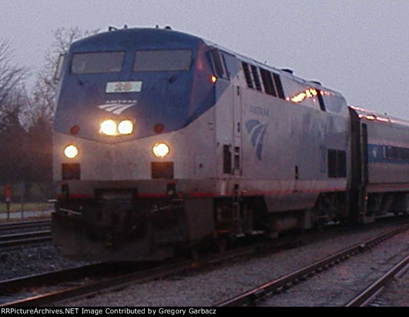 AMTRAK 28 P42DC READY TO GO